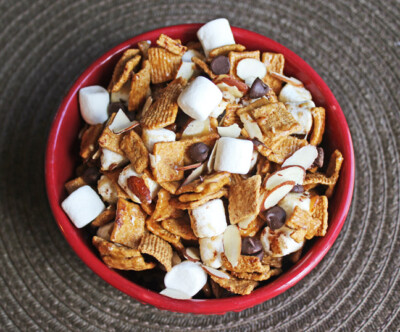 Caramel Smore Munch Mix - Jamie Cooks It Up